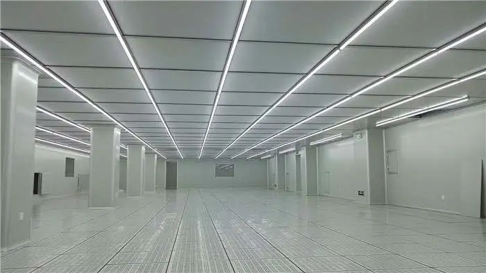 What is an ISO 5 Cleanroom? A Guide for Beginners